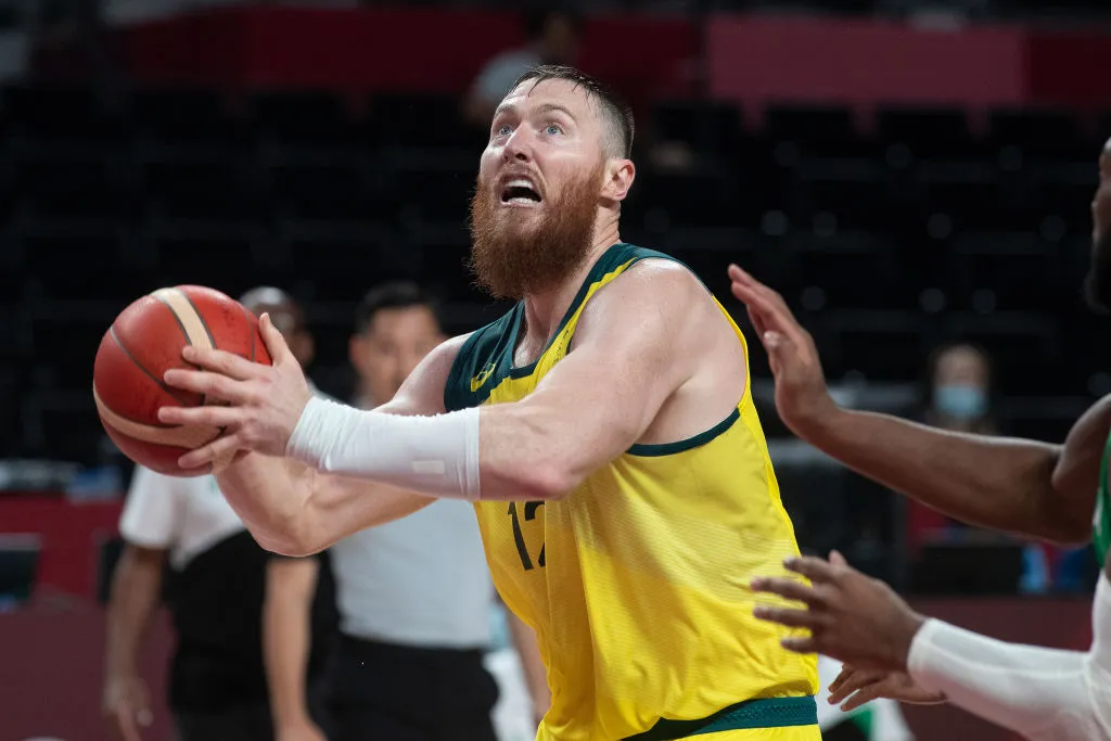 Aron Baynes regresará al baloncesto con los Brisbane Bullets – El Nuevo ...