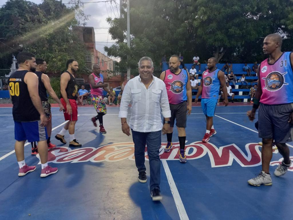 Dirigente político Abelardo Rutinel promueve actividades deportivas en ...