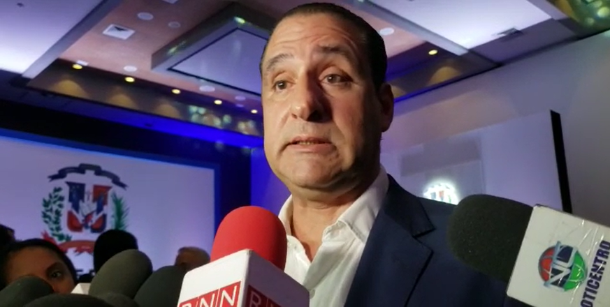 (VIDEO) Servio Tulio Castaños justifica aumentos de sueldos; sugiere ...