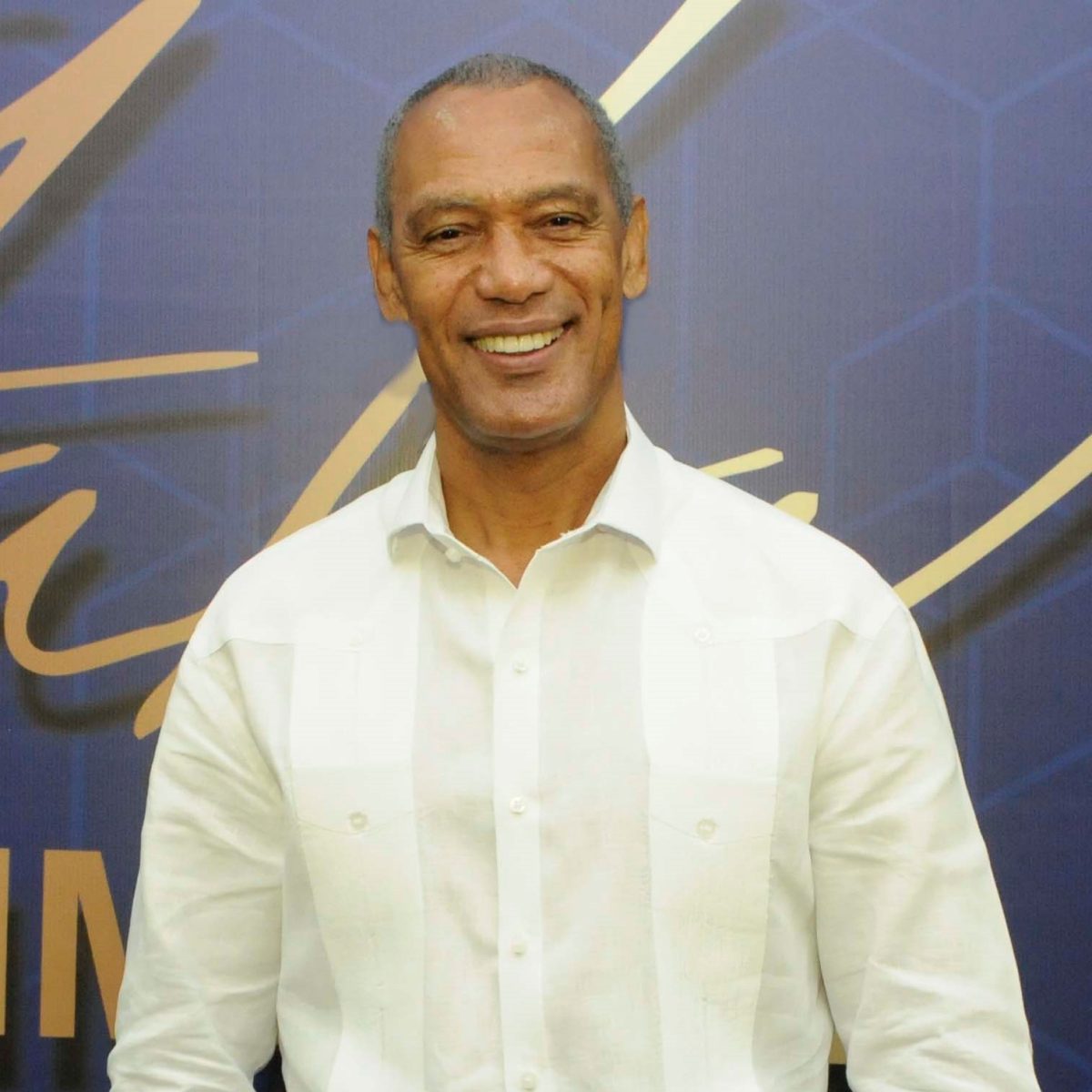 Payano felicita a todos los cronistas que fueron premiados en gran acto ...