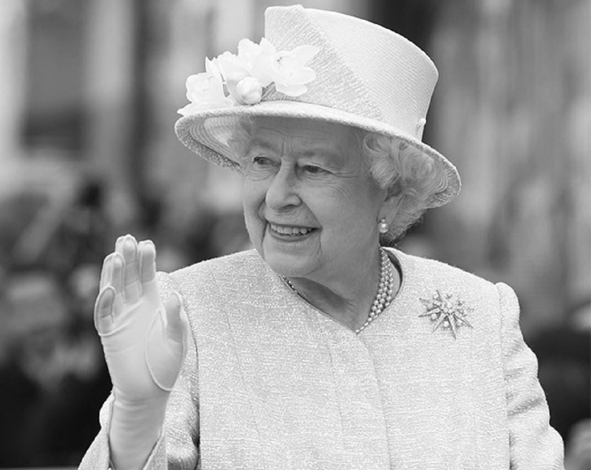 El mundo cierra una era con la muerte de Isabel; Carlos, nuevo rey del ...