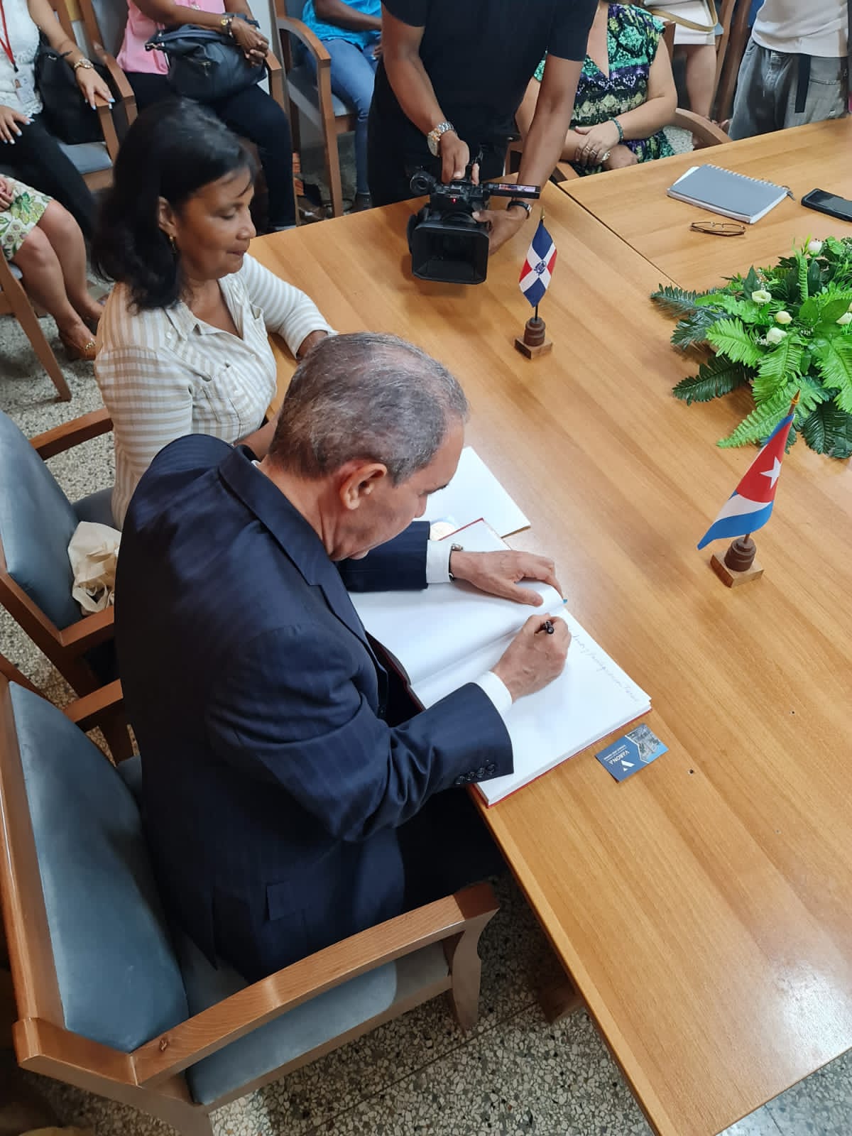 García Fermín dialoga con rectora de Universidad de La Habana sobre ...