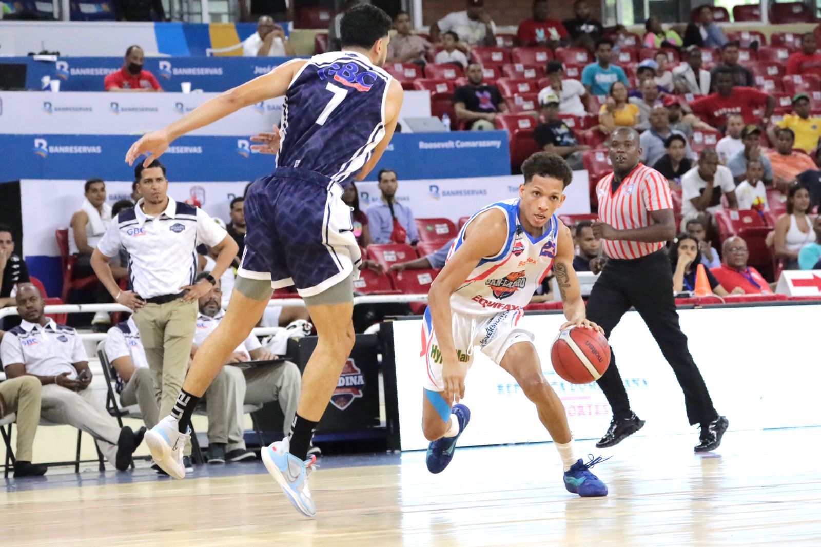 San Lázaro obtiene primera victoria en el Distrital