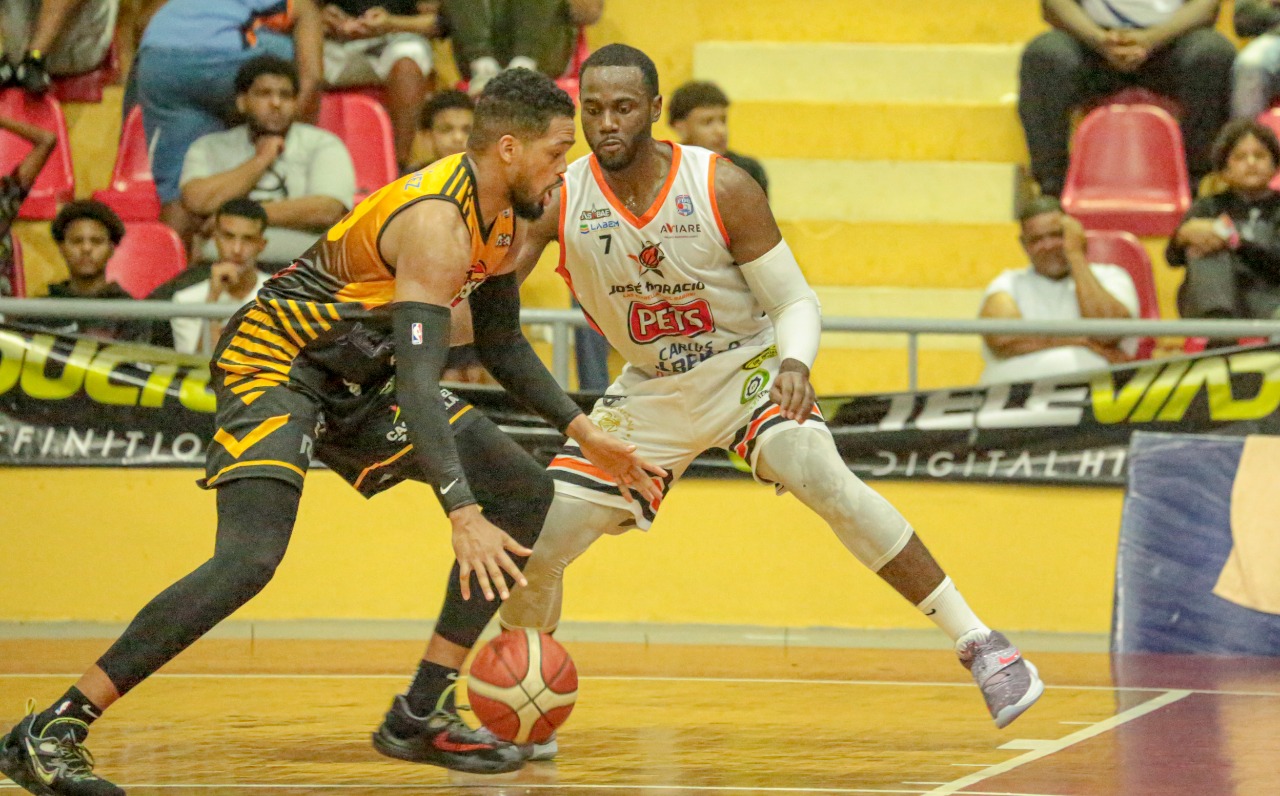 Delwan Graham guía tercera victoria del San Sebastián; Don Bosco ...