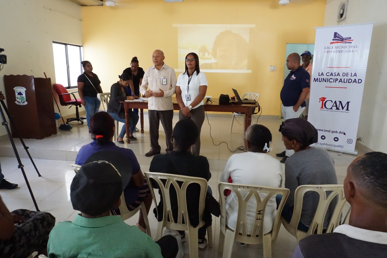 LMD y Contraloría capacitan sobre nueva normativa de control interno ...