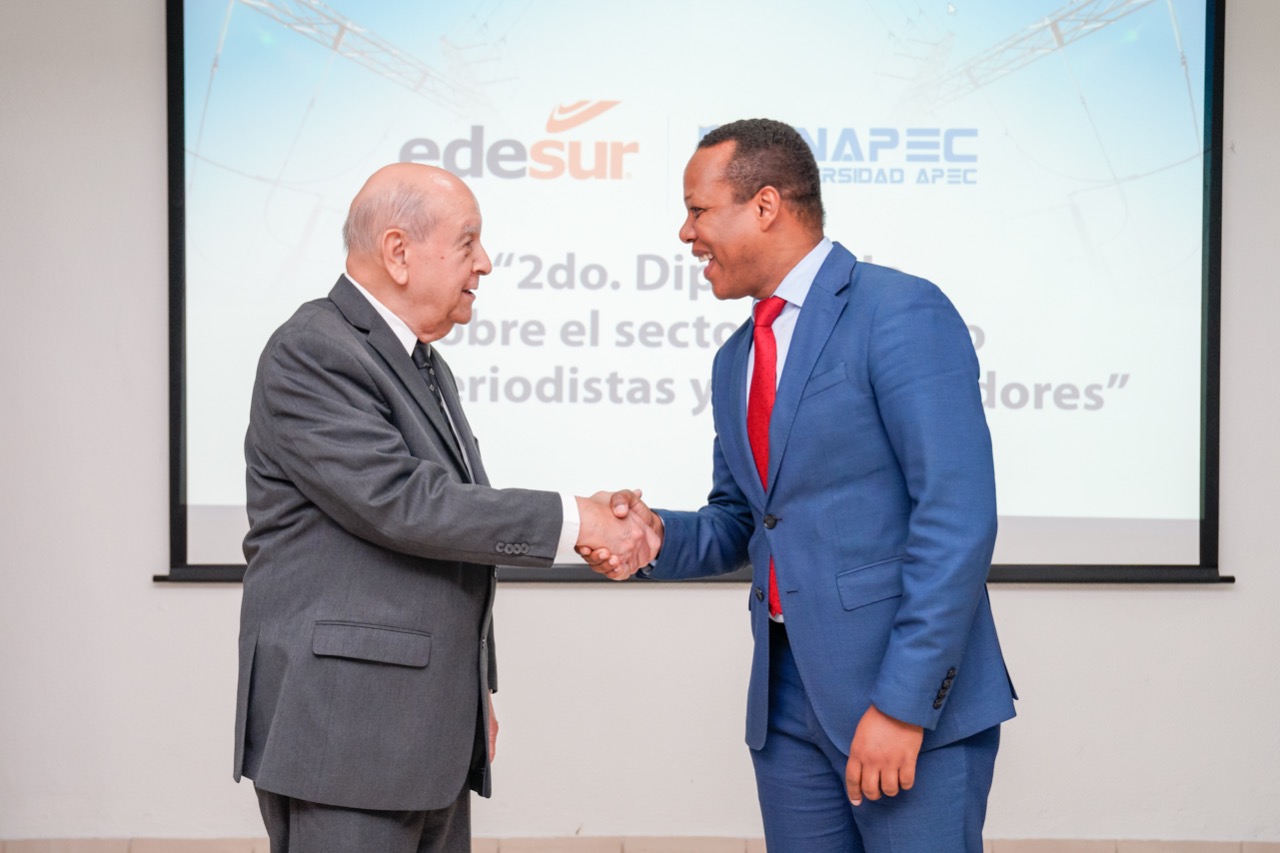 Edesur y Unapec inician segundo diplomado sobre el sector eléctrico ... Edesur y Unapec inician segundo diplomado sobre el sector eléctrico ...