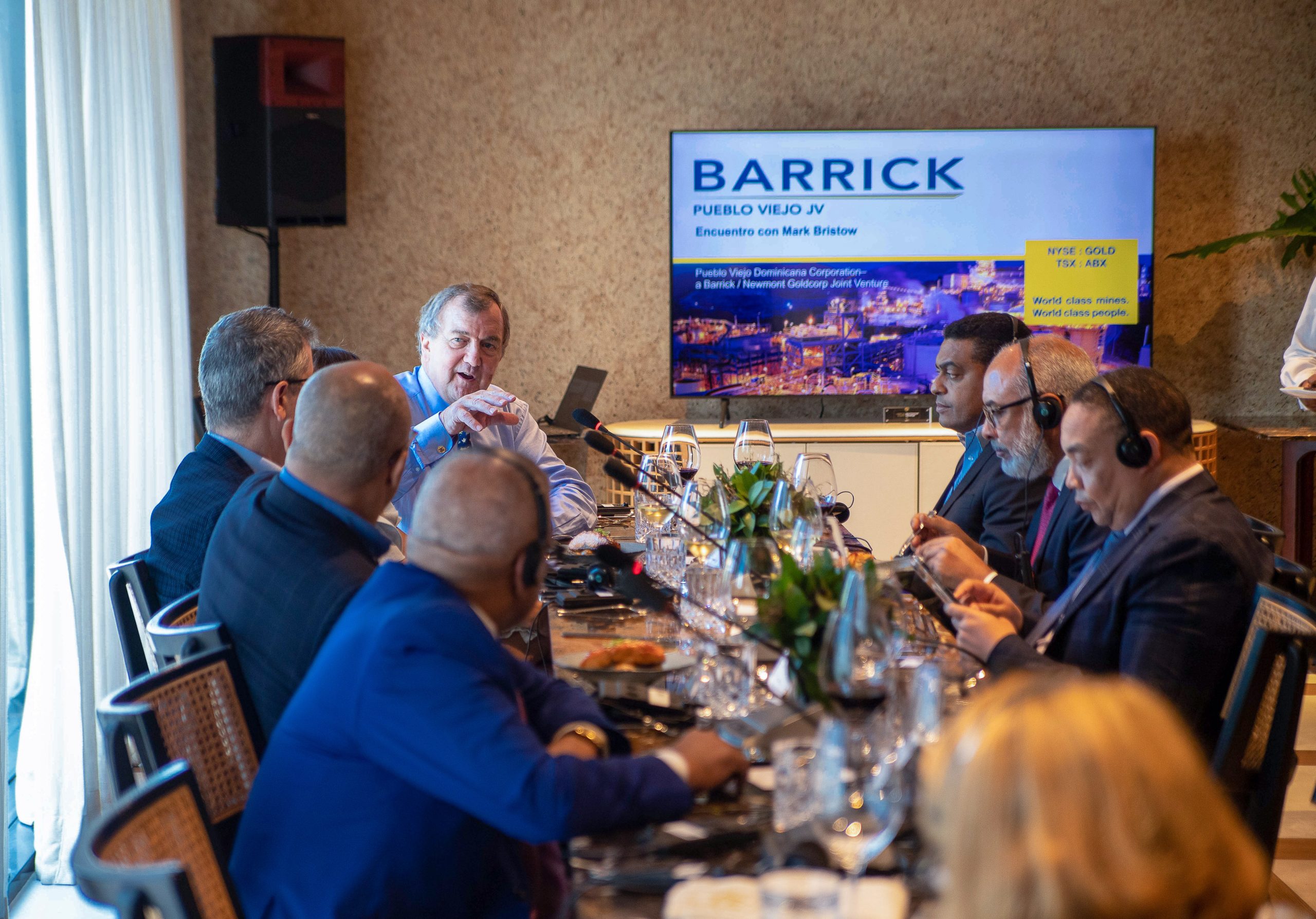 Inversión de Barrick en RD es de US$6,400 MM; minera genera el 1.7% del ...