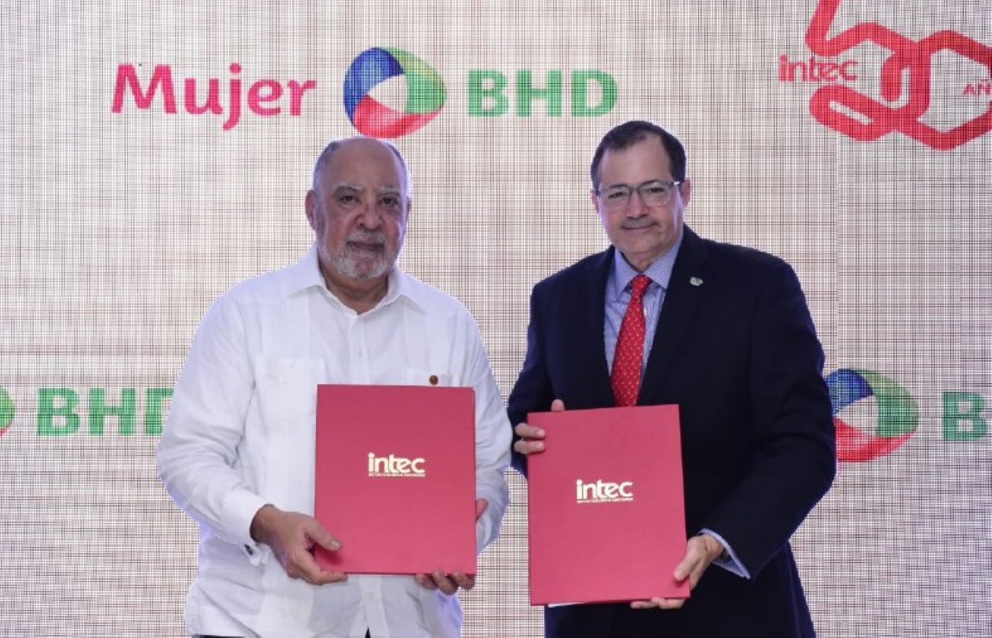 Intec y BHD firman declaración en apoyo a formación de mujeres en ...