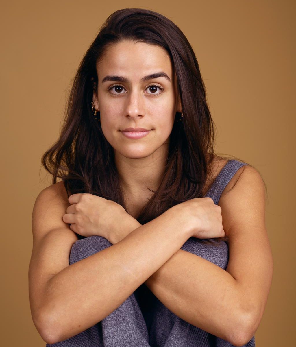 María del Mar, actriz dominicana que debuta en cine junto a Jennifer ...