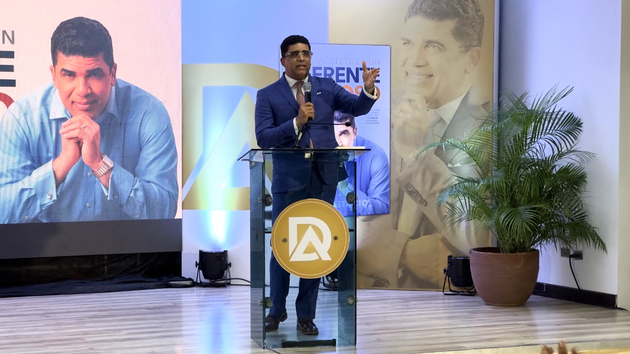 Dío Astacio pone a circular su obra “Conviértete en un Gerente Exitoso ...