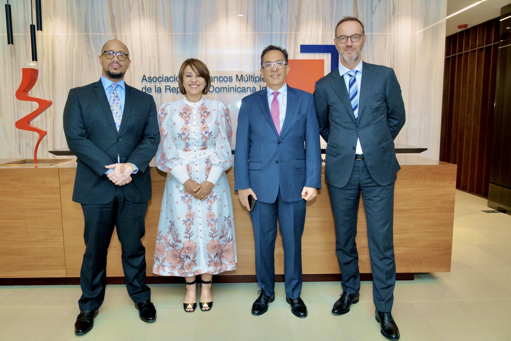 ABA plantea a misión del FMI que banca múltiple se encuentra ...