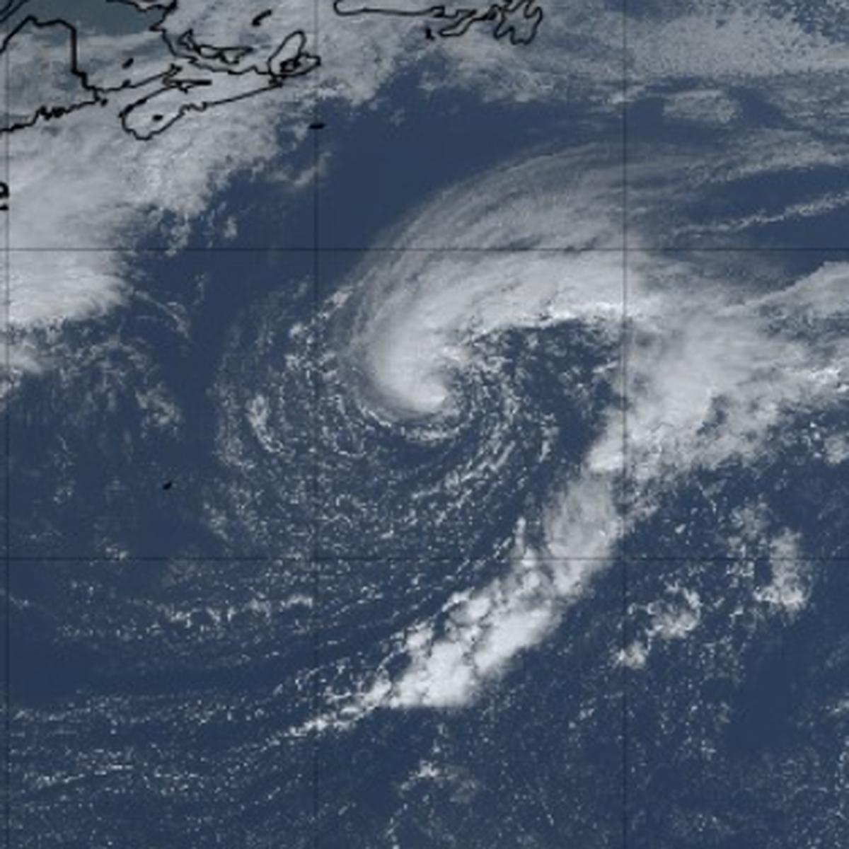 La tormenta tropical Martin se suma a Lisa en la cuenca del Atlántico – El Nuevo Diario ...