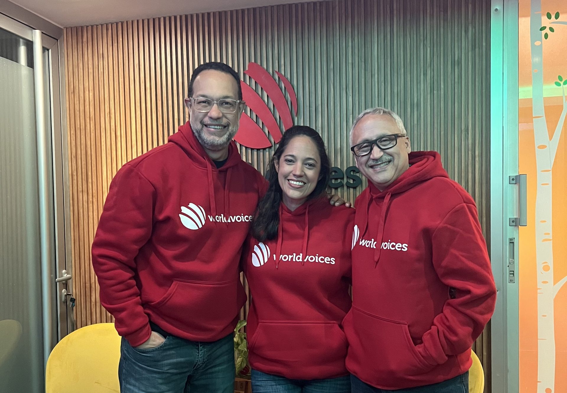 La productora «World Voice» celebra el 21 aniversario de su fundación ...