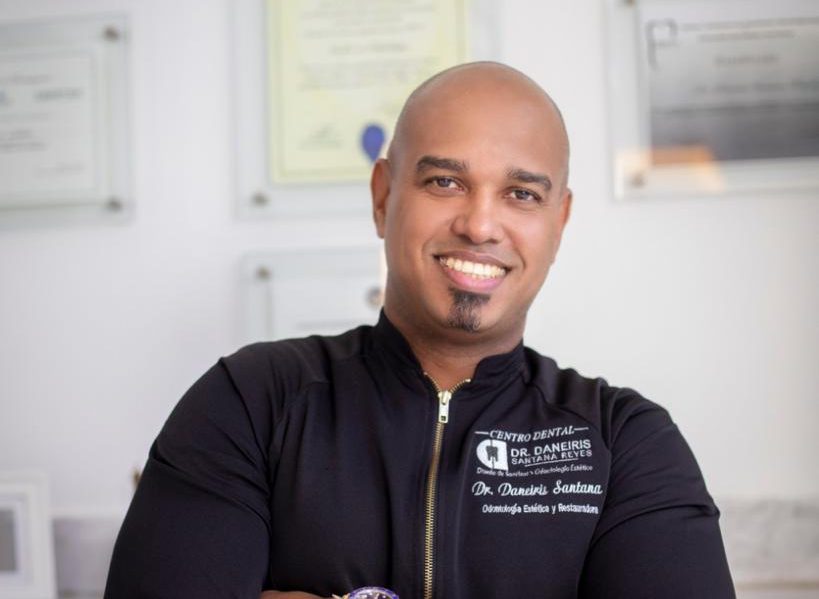 Odontólogo Daneiris Santana menciona problemas de estética dental con ...