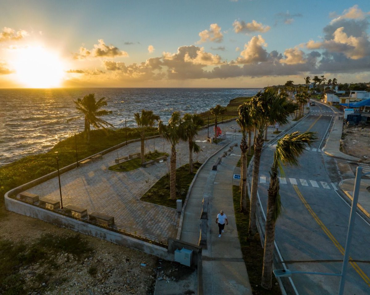 Turismo inaugura malecón de Cabrera a un costo superior a los RD$73 ...