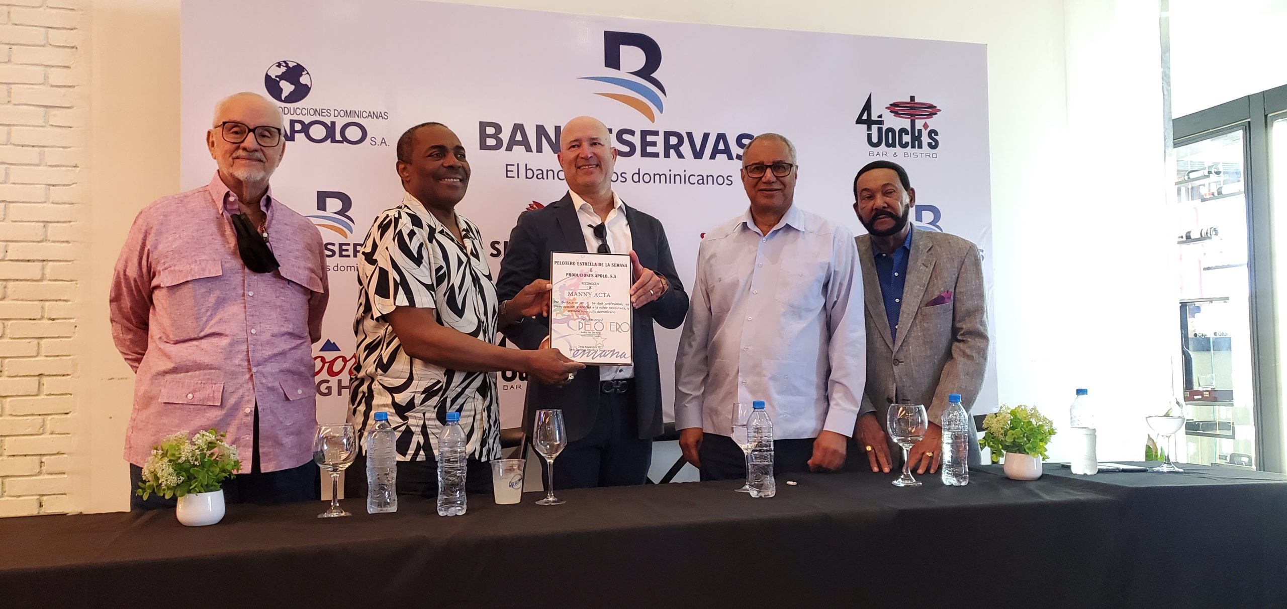 Eligen a Elias y Camargo como «Pelotero Estrella de la Semana»