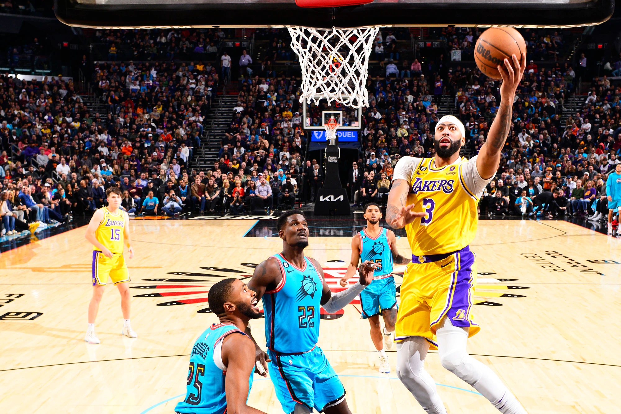 Anthony Davis le dijo a los Lakers que quiere jugar menos como pívot ...
