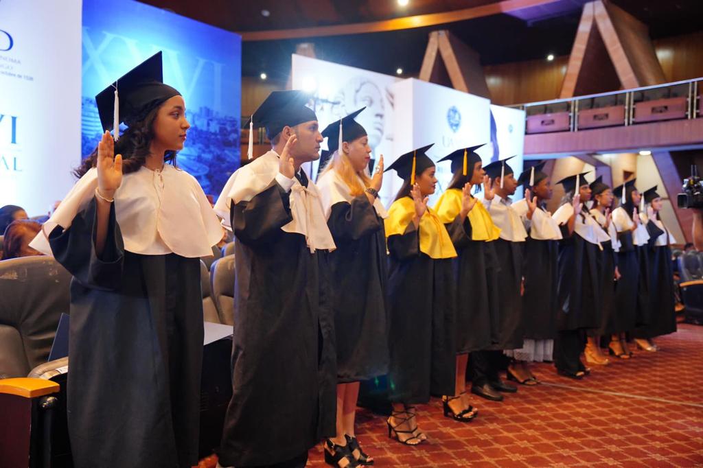 UASD entrega al país 4,121 profesionales de grado y postgrado – El ...