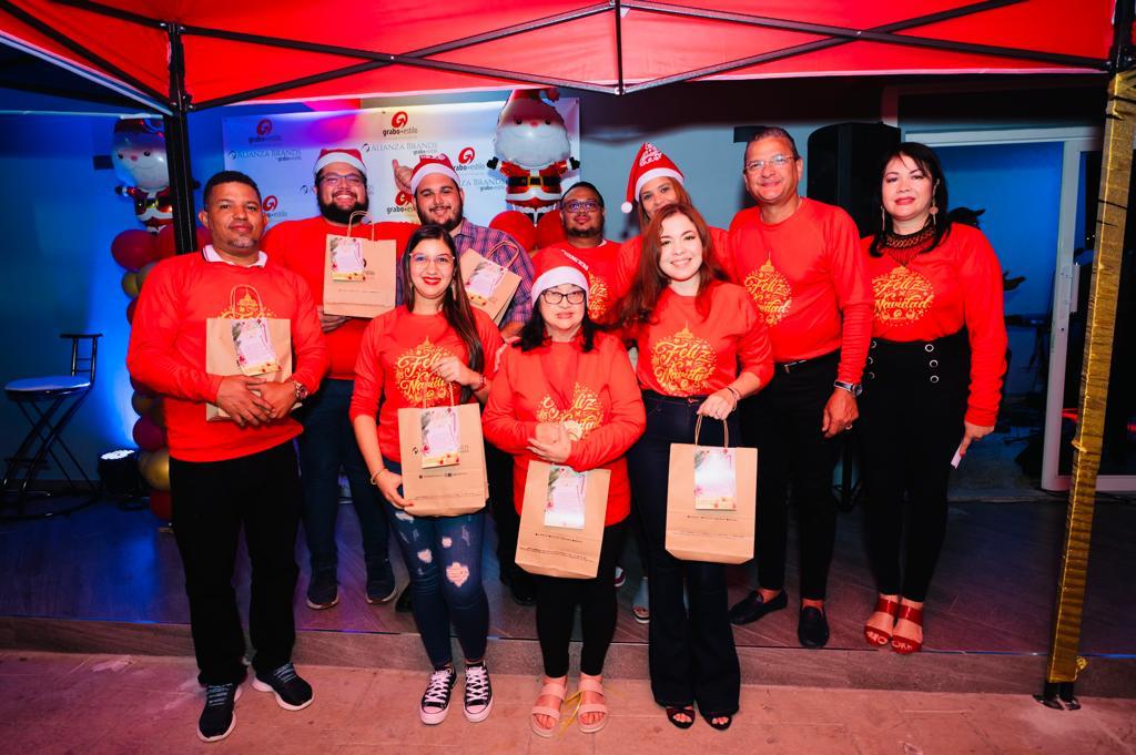 Grabo Estilo celebra encuentro navideño y reconoce a sus colaboradores ...