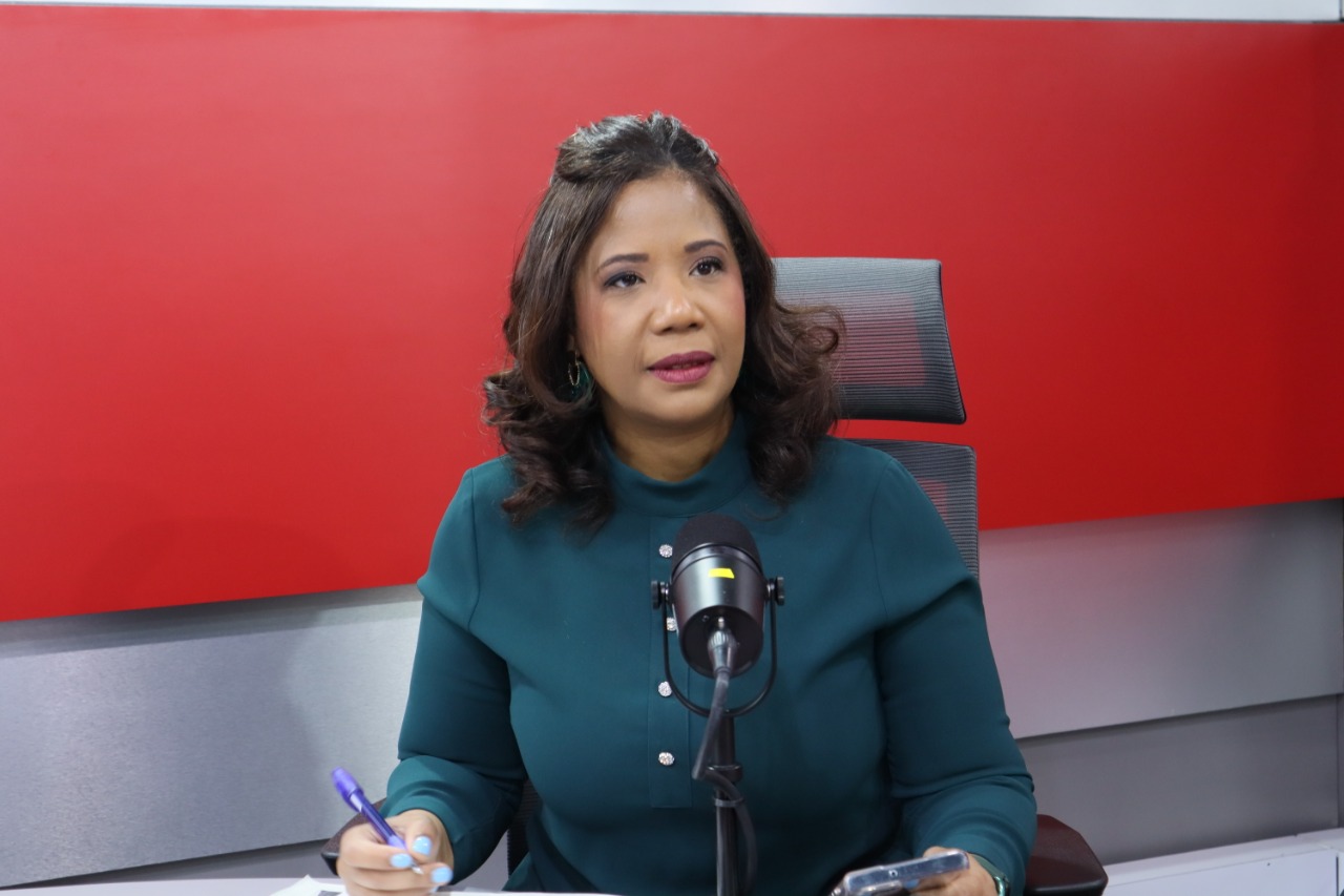 (VIDEO) Doctora Anny Mambrú llama a la población a reforzar medidas ...