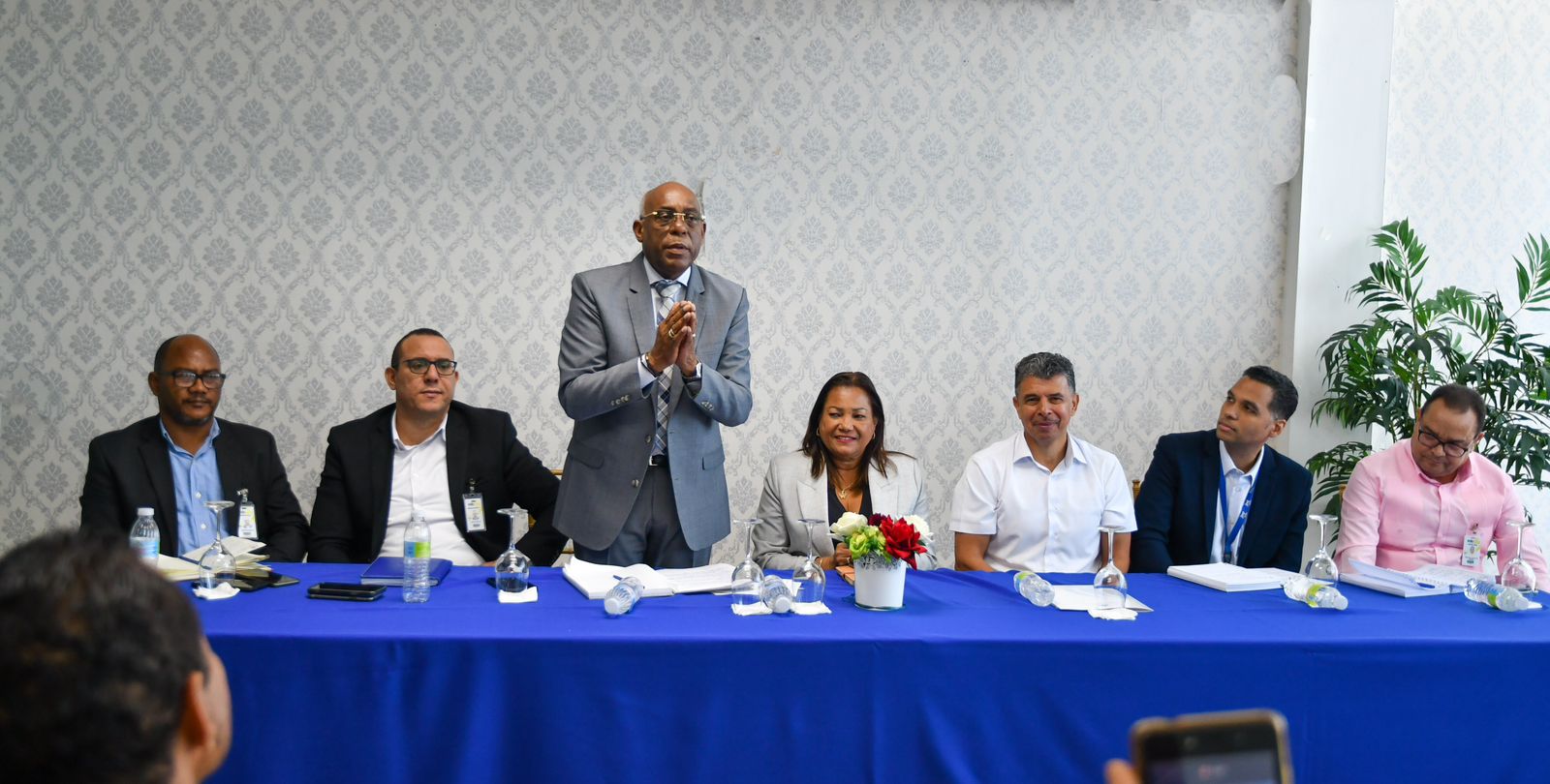 Edeeste afirma toma acciones para mejorar servicio eléctrico en SDE ...