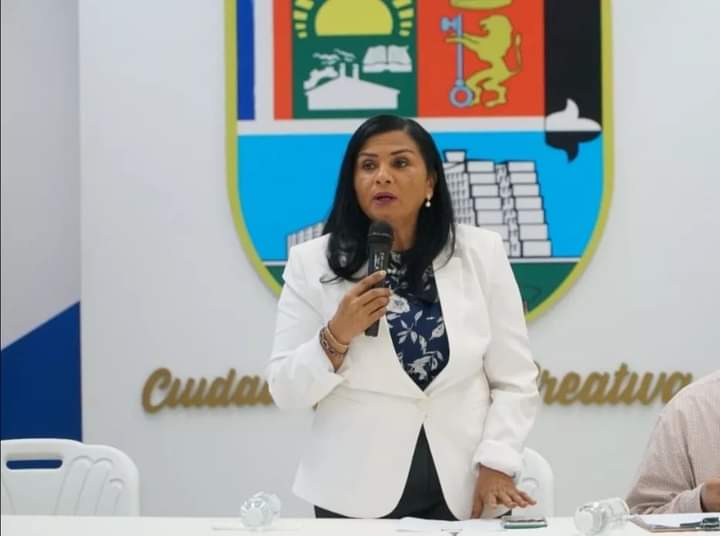 La vicealcaldesa Ángela Henríquez, de SDE, exige mayores oportunidades ...