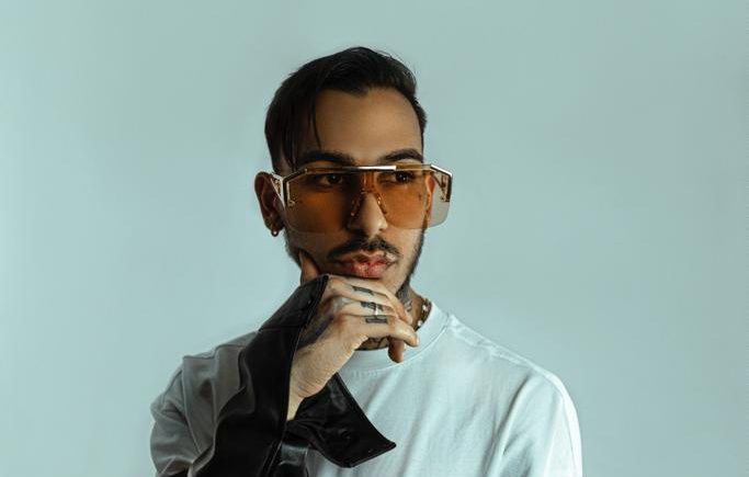 Fenxx “Ave Fenix” llega desde Italia a RD con el sencillo musical “Solo”