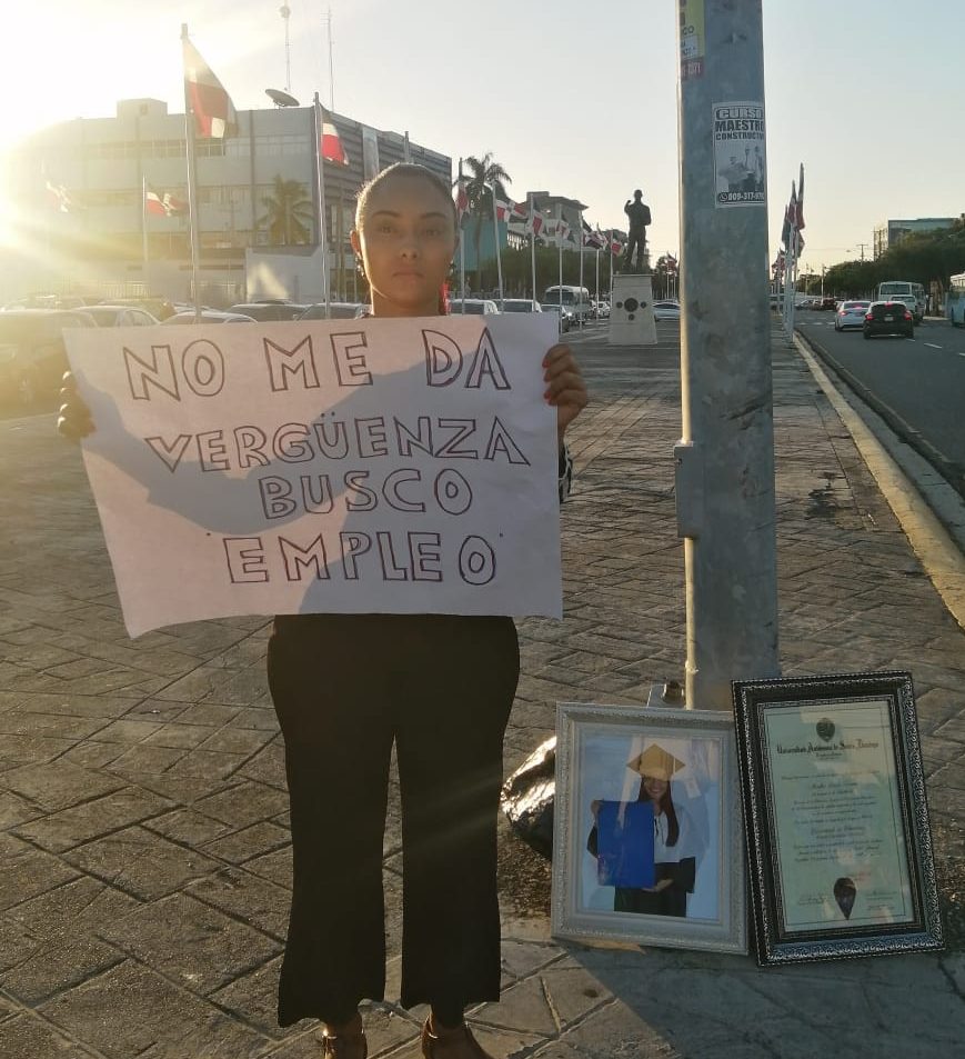“No me da vergüenza, busco empleo”, clama mujer por un trabajo desde ...
