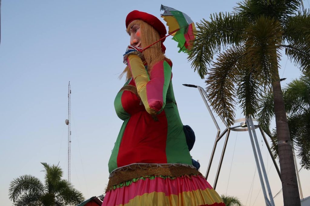 Fantino revela impresionante estructura de Roba la Gallina – El Nuevo ...