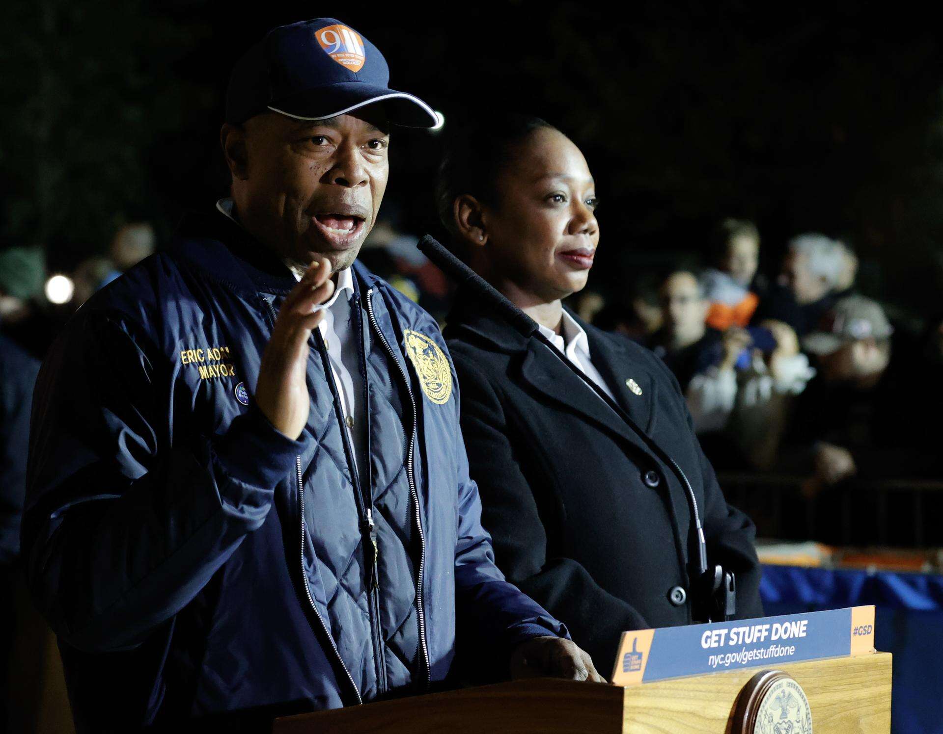 Presentan 85 cargos contra 23 pandilleros neoyorquinos rivales de los Crips – El Nuevo Diario ...