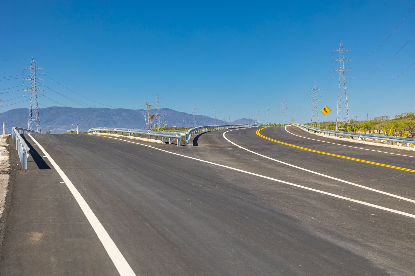 Gobierno deja inaugurada la circunvalación de Azua – El Nuevo Diario ...