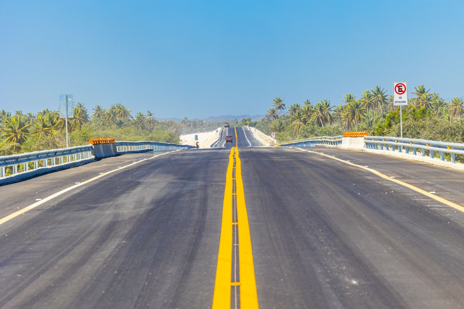 Gobierno deja inaugurada la circunvalación de Azua – El Nuevo Diario ...