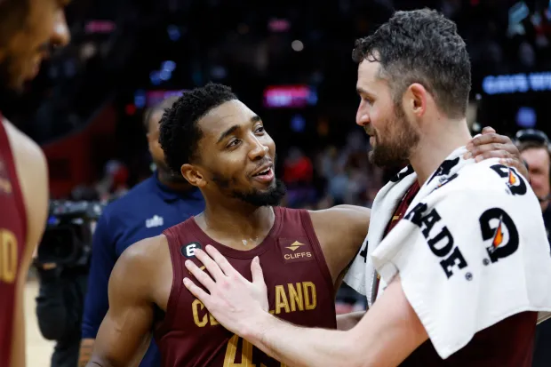 Donovan Mitchell se muestra sorprendido por la salida de Kevin Love de ... Donovan Mitchell se muestra sorprendido por la salida de Kevin Love de ...
