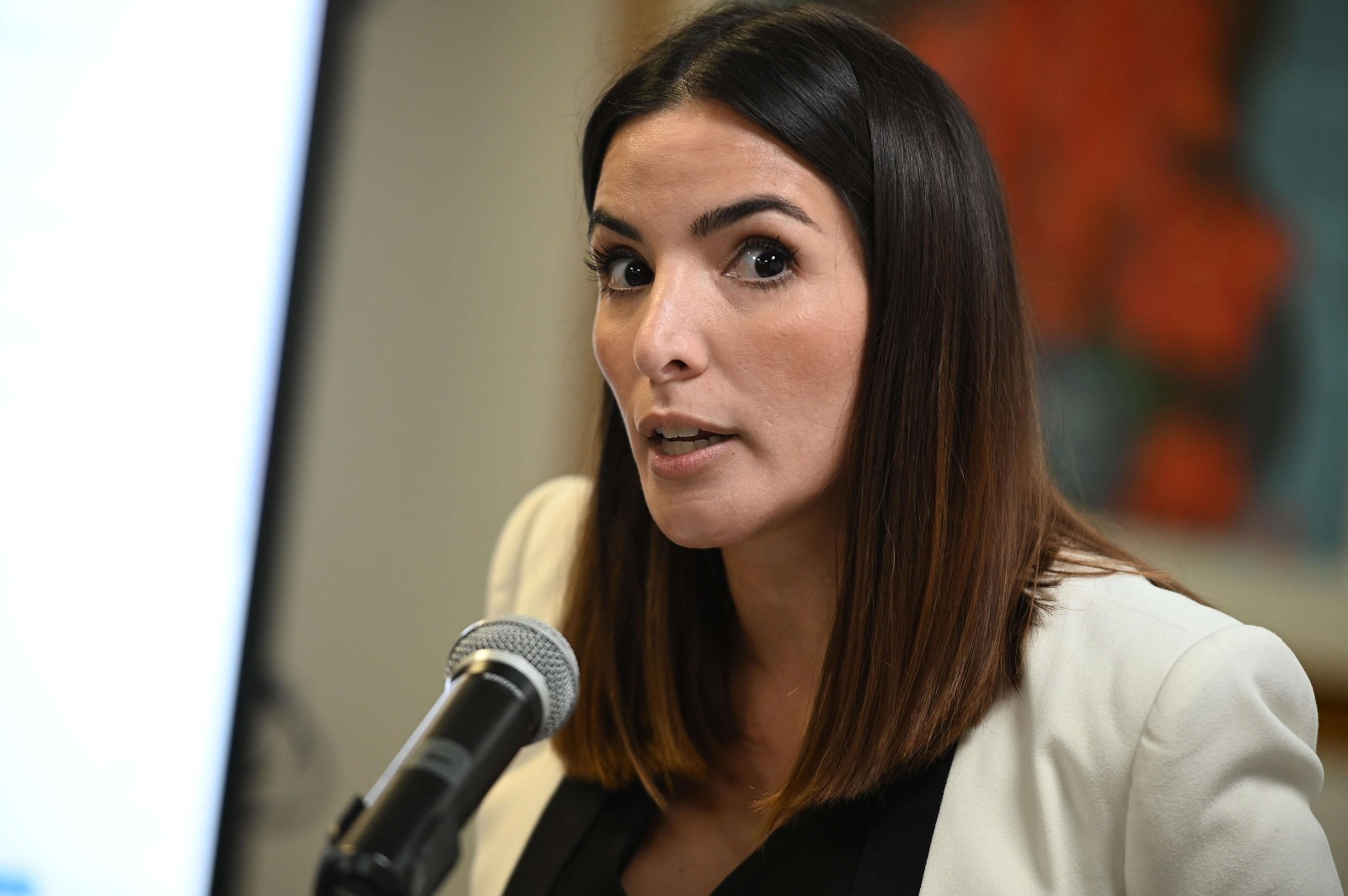 El sector bancario en PR «está sólido y seguro» tras cierre de ...