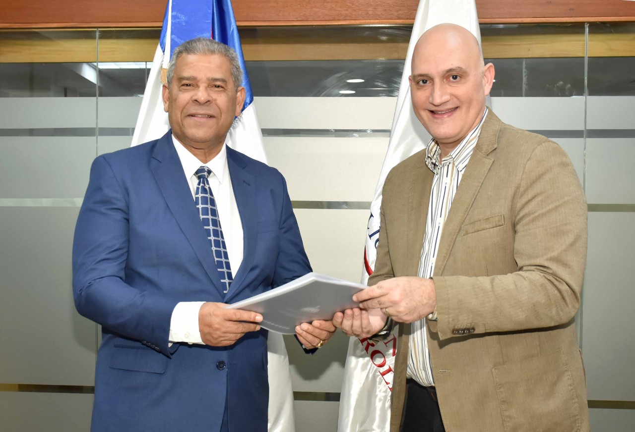 MEPyD entrega propuesta sobre las Unidades Institucionales de ...