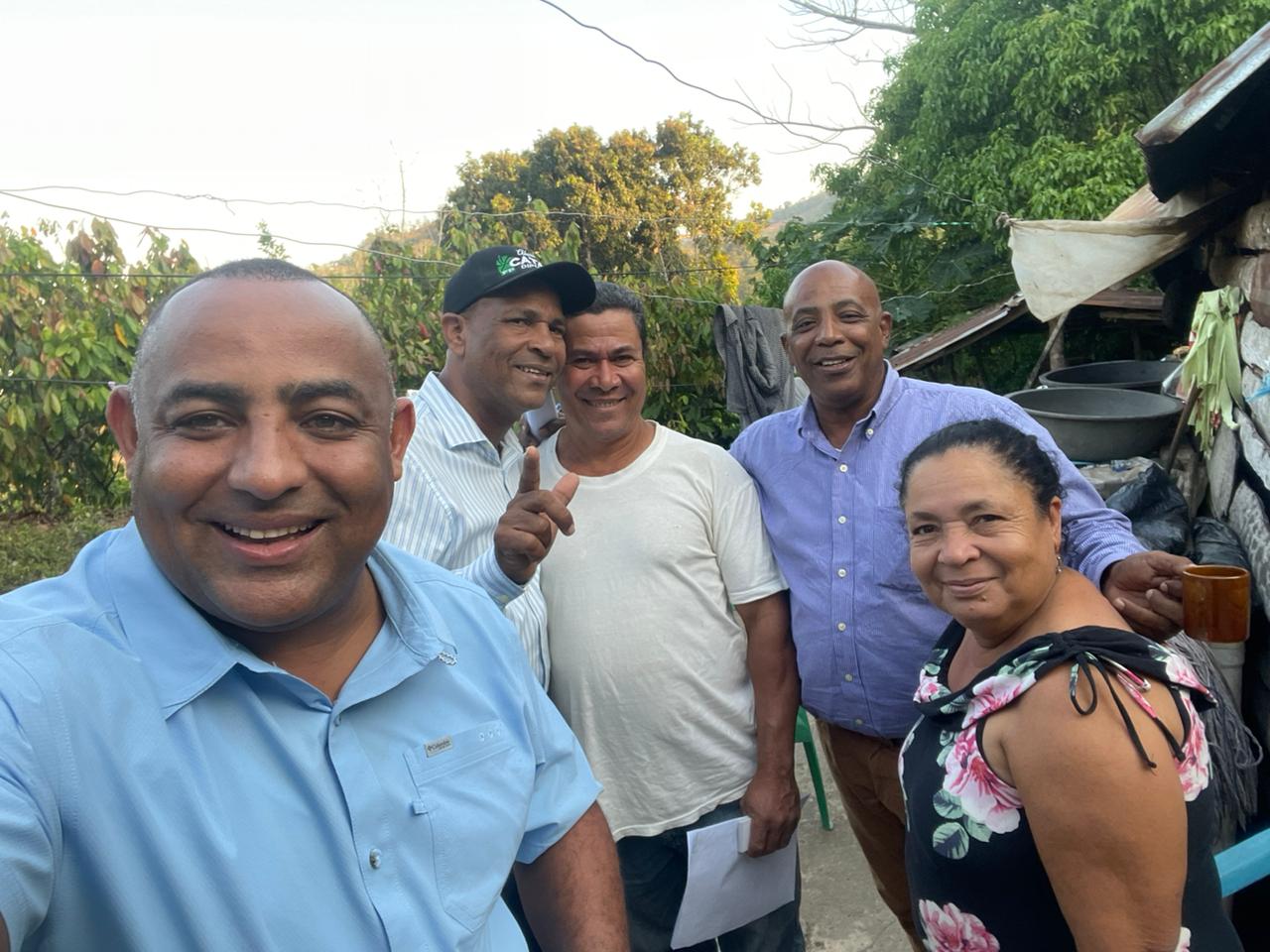 Precandidato a diputado por Monte Plata Gregory Catano juramenta equipo ...