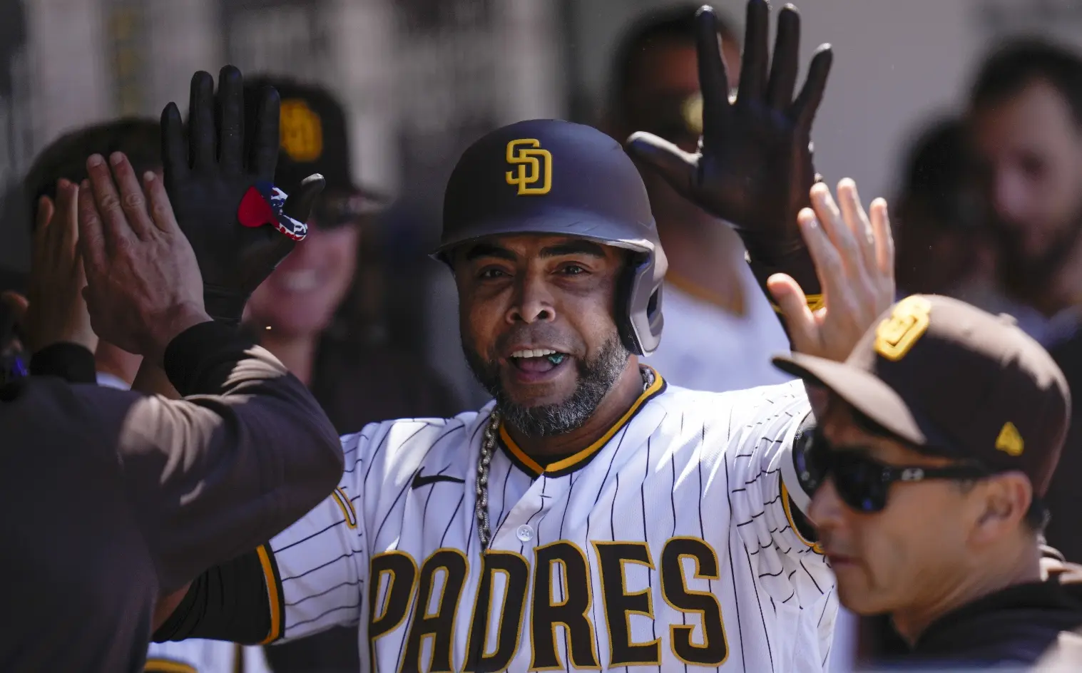 Nelson Cruz se fue de 5-3 en apretada victoria de Padres sobre Bravos ...