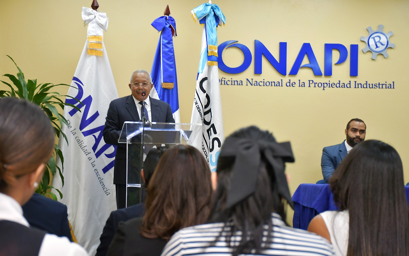 Onapi y el Codessd firman acuerdo para promover la formalización de ...