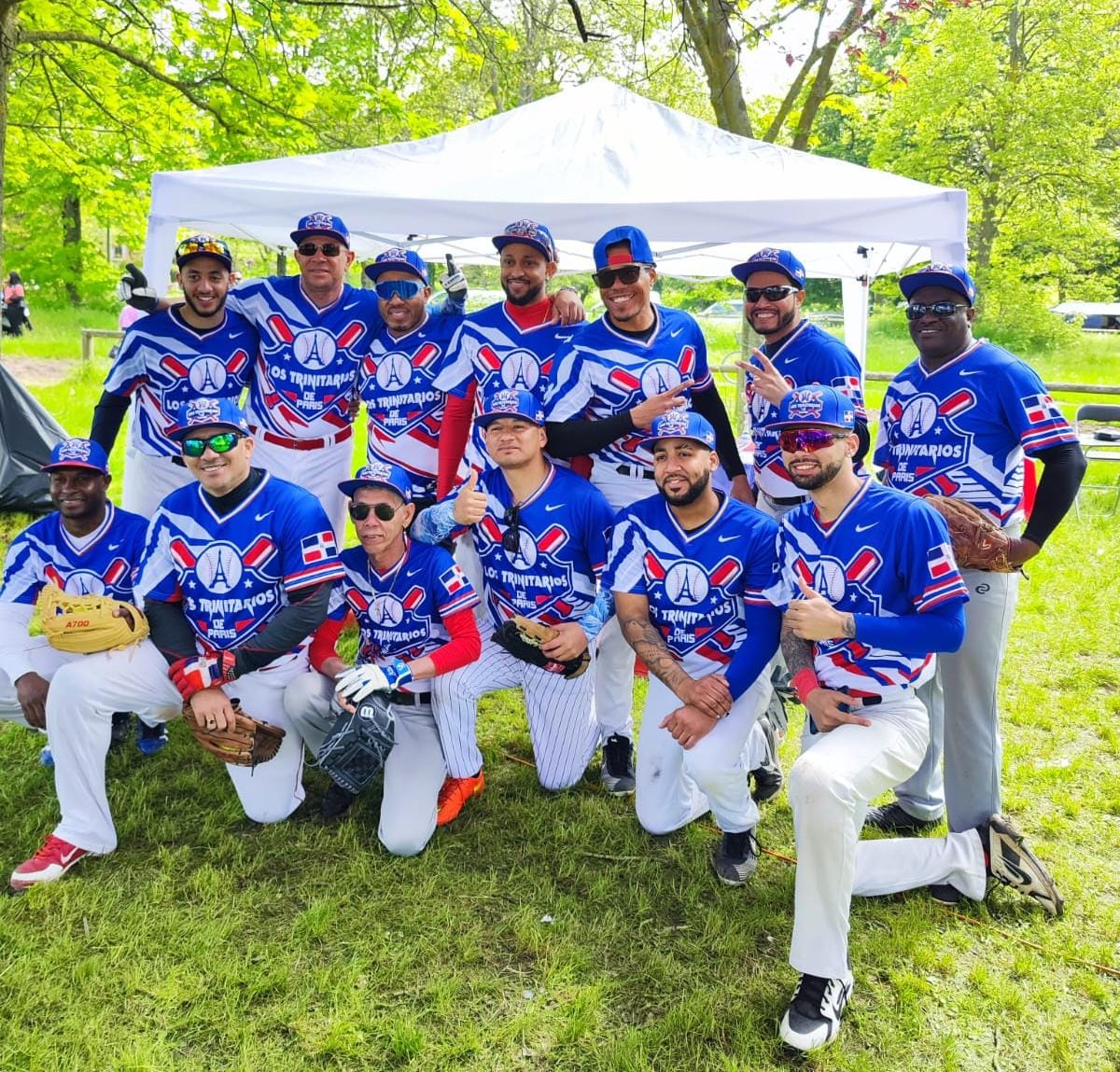 Arranca torneo de softball en Europa con 7 equipos y 140 jugadores ...