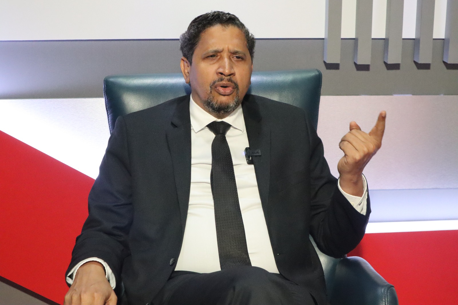 Valentín Medrano acusa al presidente de la CCRD de «responder a ...