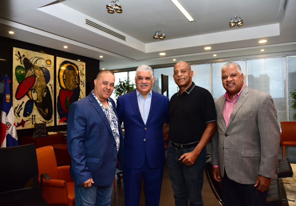 Miguel Vargas se reúne con presidentes de las secciones del PRD en el ...