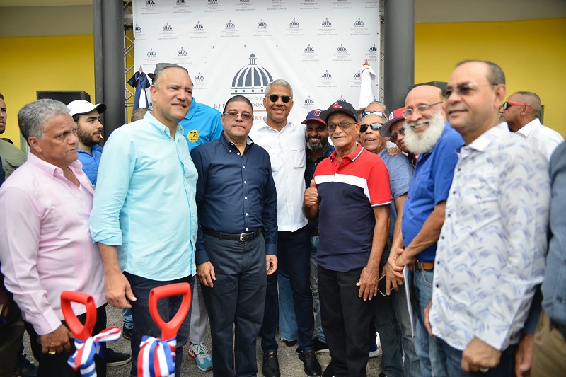 Emblemático Club Félix Benjamín Marte solicita multiuso al presidente ...