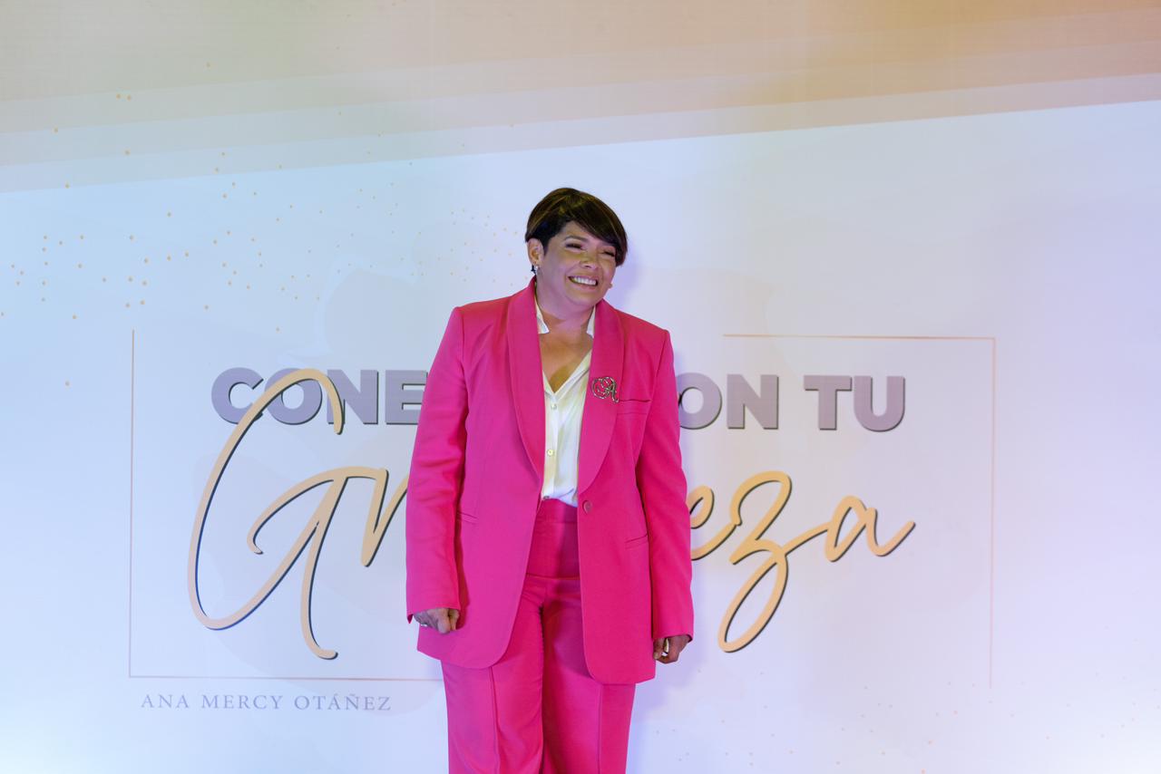 Ana Mercy Otáñez invita a conectar con la grandeza interior para ...