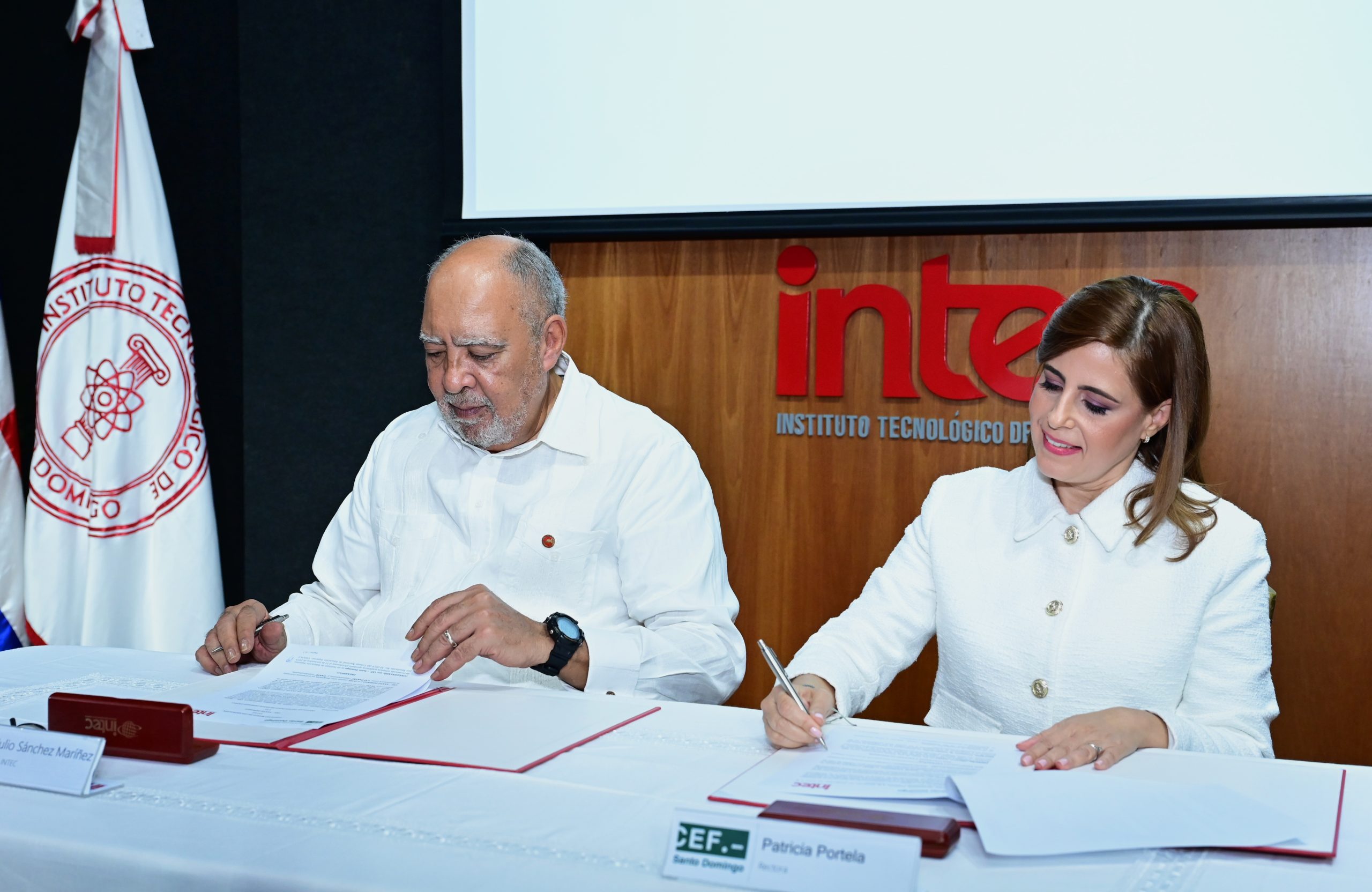CEF.- Santo Domingo e INTEC acuerdan impulsar licenciaturas en Empresa ...