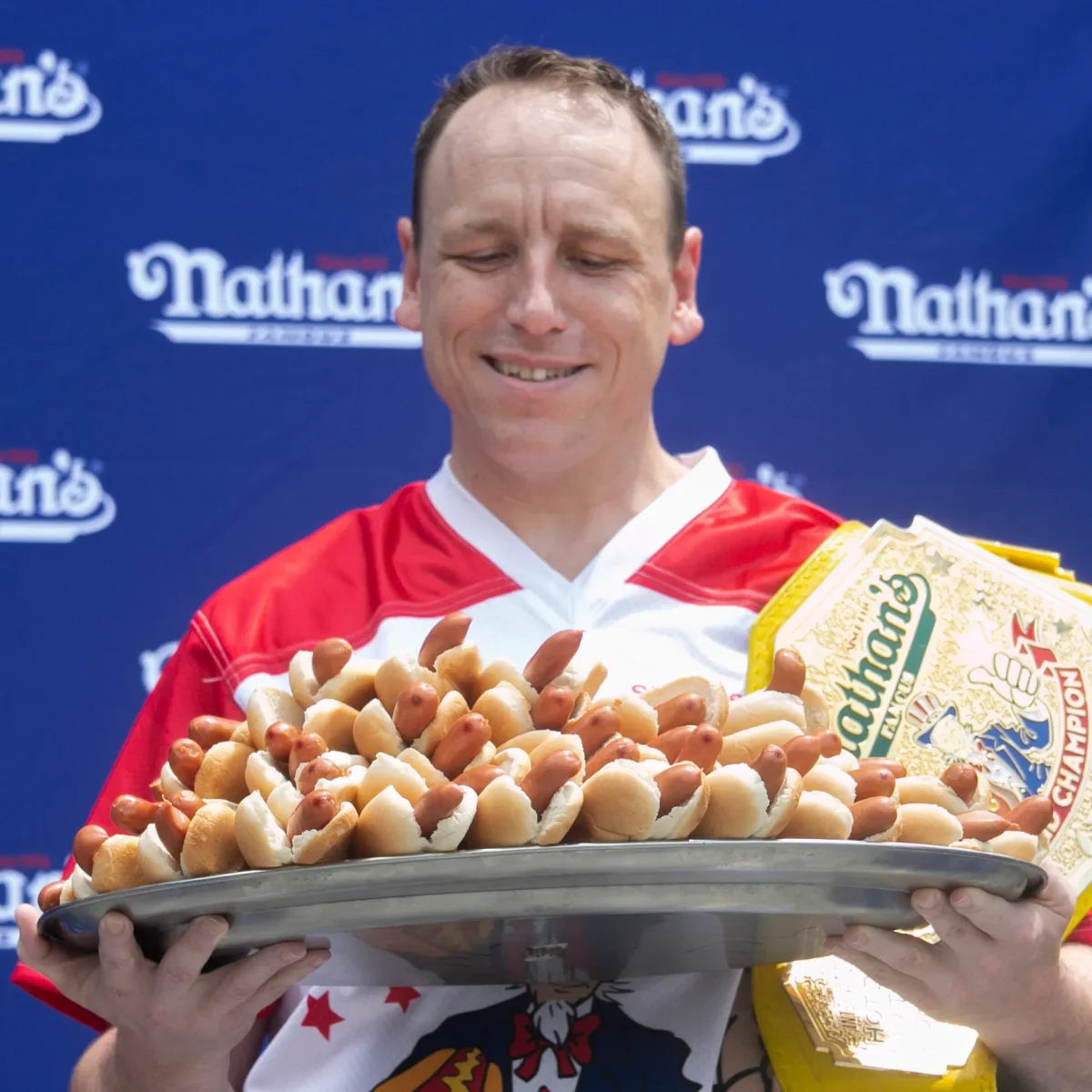 El rey del «hot dog» se corona de nuevo en el concurso de tragones de ...