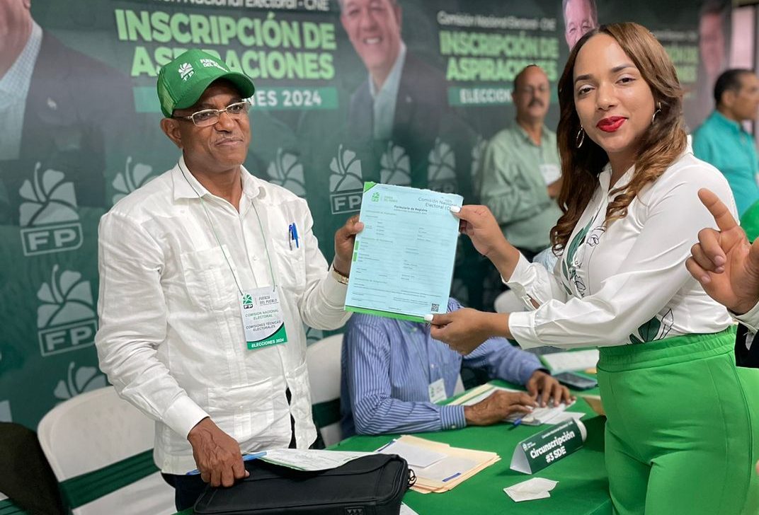 Tayluma Calderón inscribe su precandidatura a diputada de la FP en SDE ...