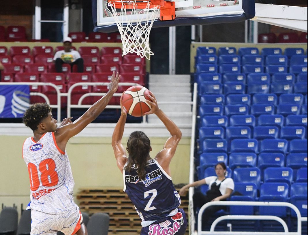 Caobas y Cocolos ganan sus respectivos partidos por la permanencia en primera división de la ...