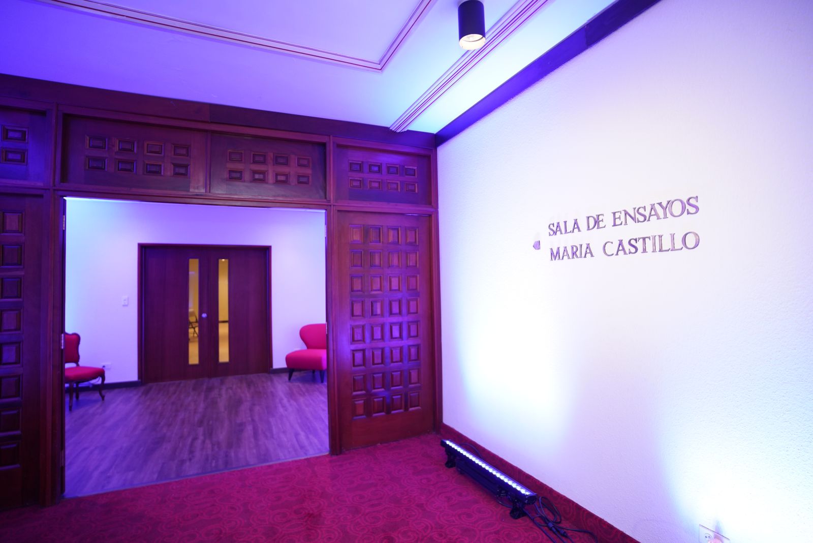 (VIDEO) Reinauguran sala de ensayo María Castillo en el Teatro Nacional ...