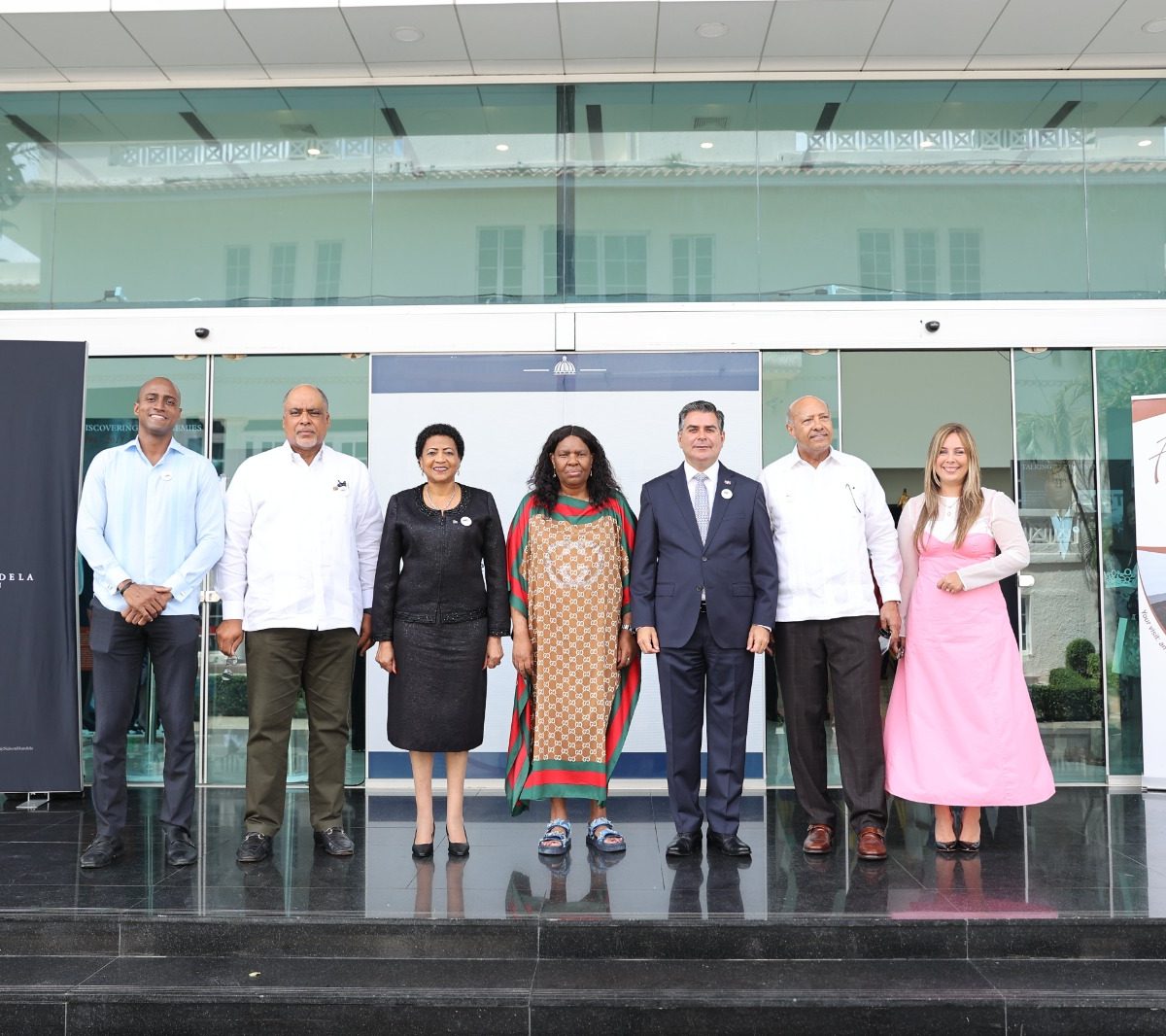 MIREX inaugura exhibición en honor a Nelson Mandela – El Nuevo Diario ...