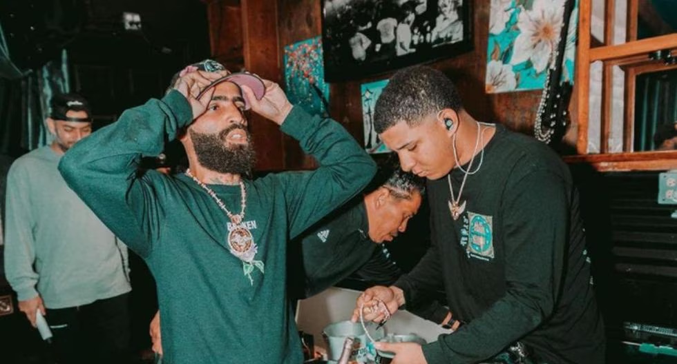 Arcángel se queja de la justicia de su país por caso muerte hermano ...